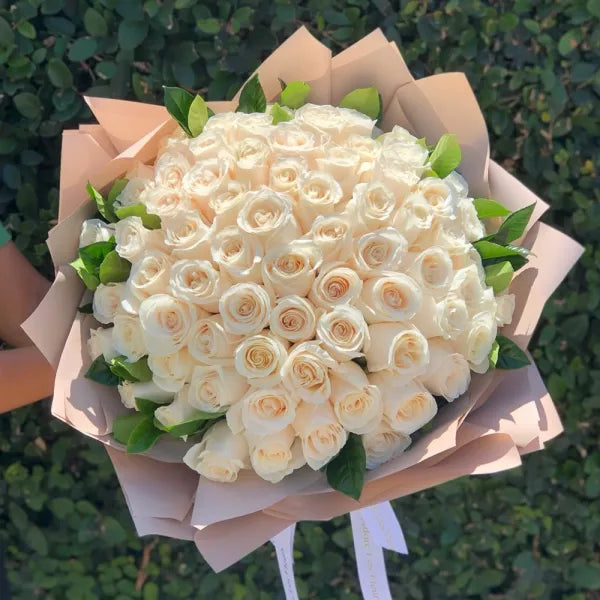 100 White Rose Bouquet – jadore blooms